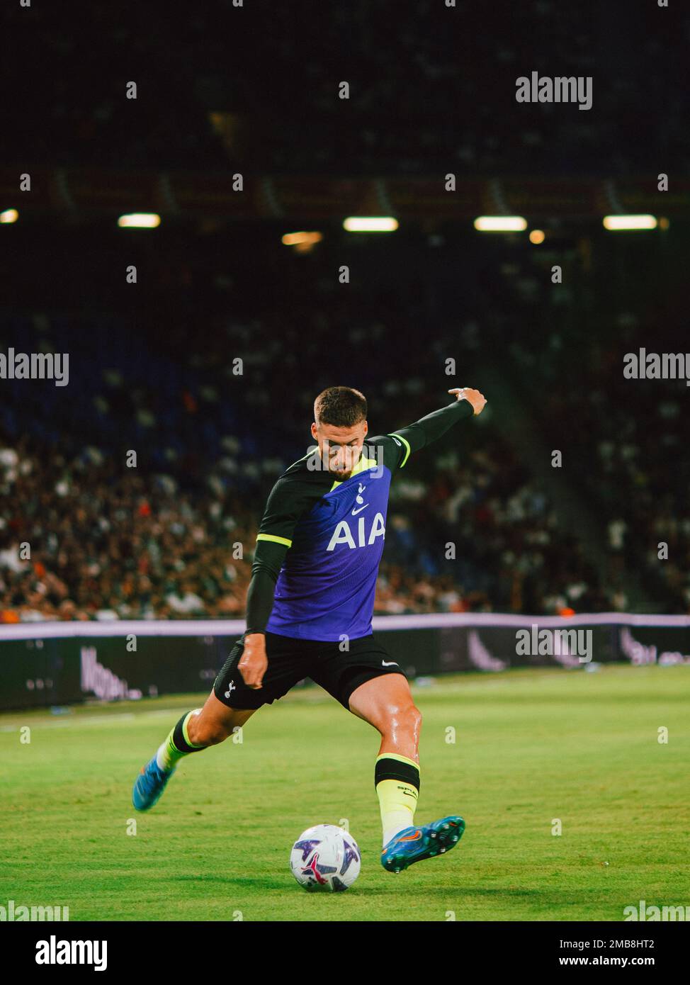 Tottenham Hotspur/Spurs vs Roma FC, Tel Aviv Stock Photo - Alamy