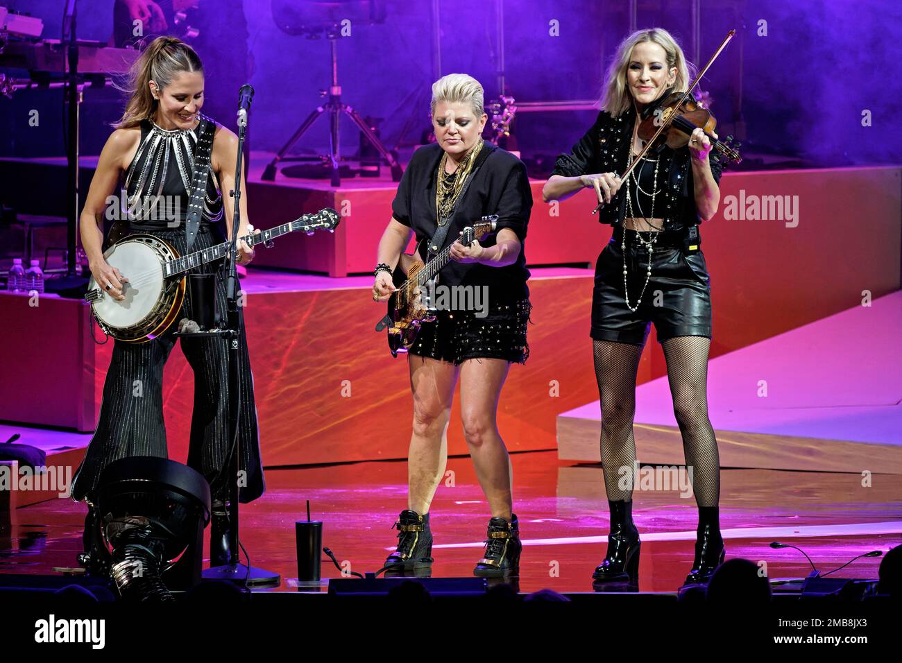 Emily Strayer, from left, Natalie Maines, and Martie Maguire of The ...