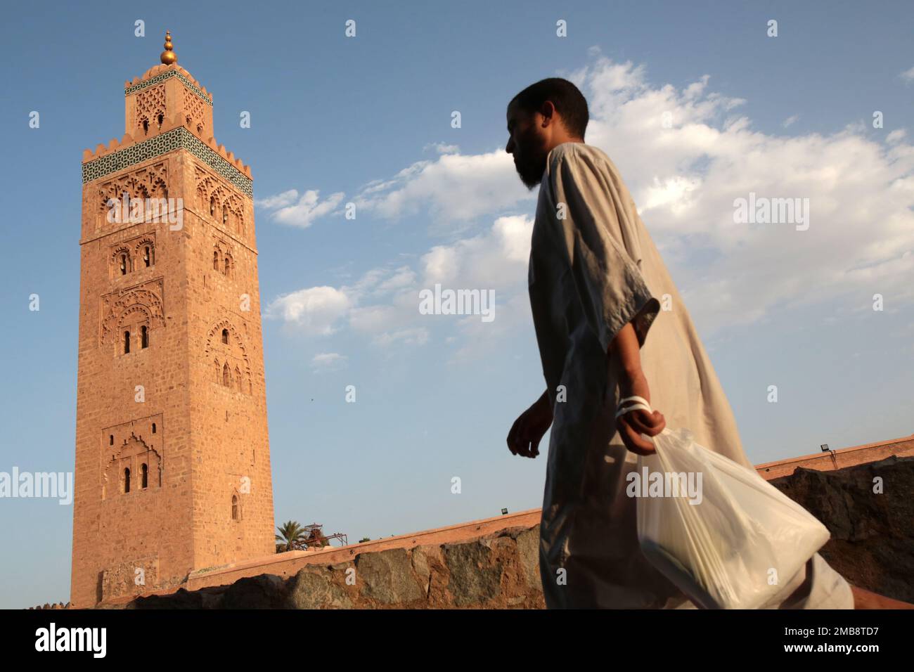 Afrique du nord une personne hi-res stock photography and images - Alamy