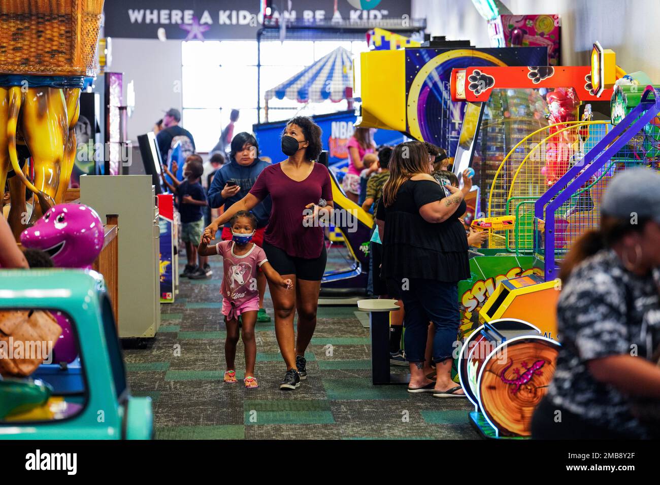 IMAGE DISTRIBUTED FOR CEC ENTERTAINMENT - Guests admire the newly ...