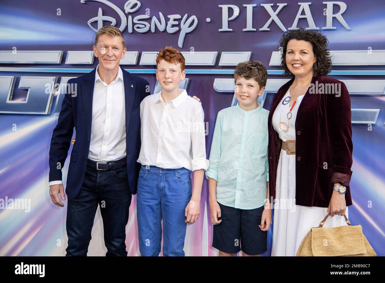 Astronaut Tim Peake, Thomas Peake, Oliver Peake and Rebecca Peake pose ...