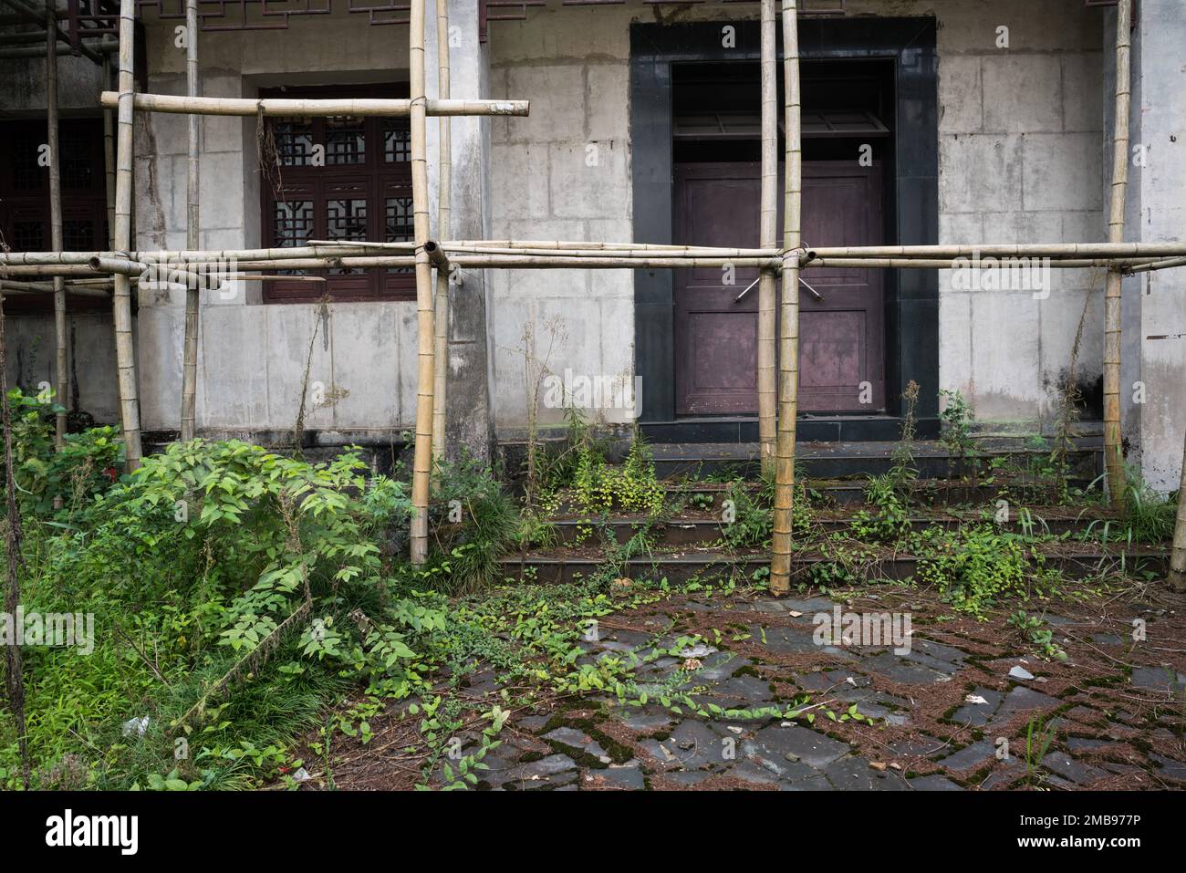 Repair images hi-res stock photography and images - Alamy