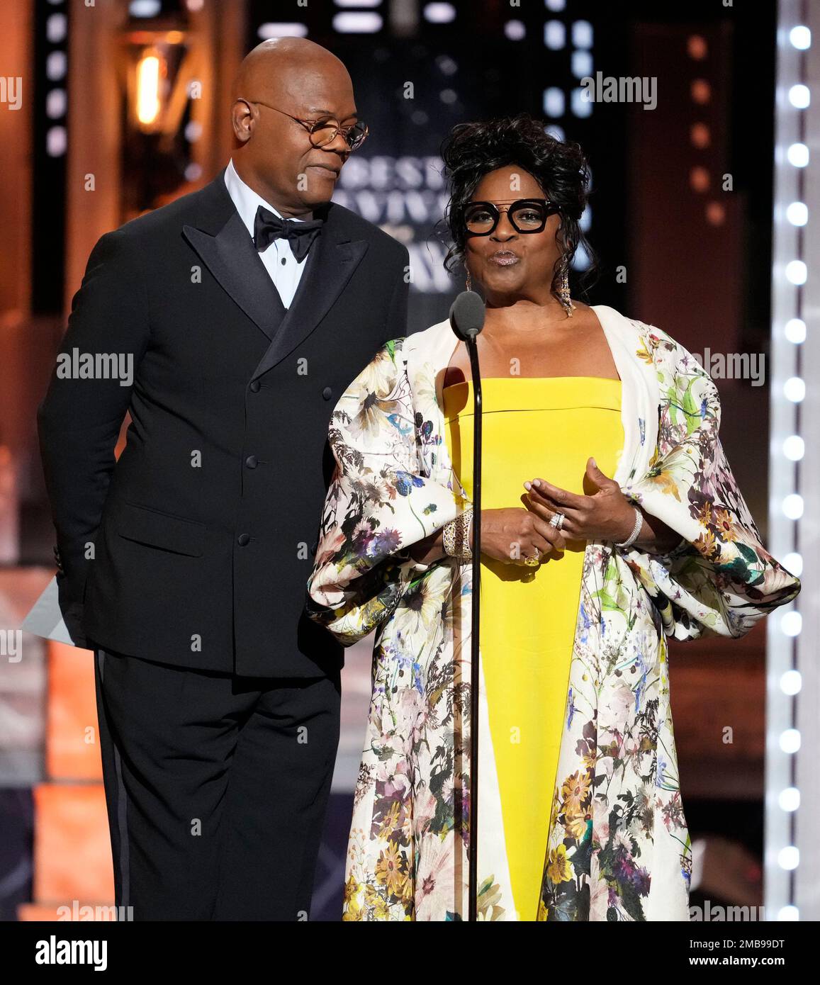 Samuel L. Jackson, left, and LaTanya Richardson Jackson present the ...