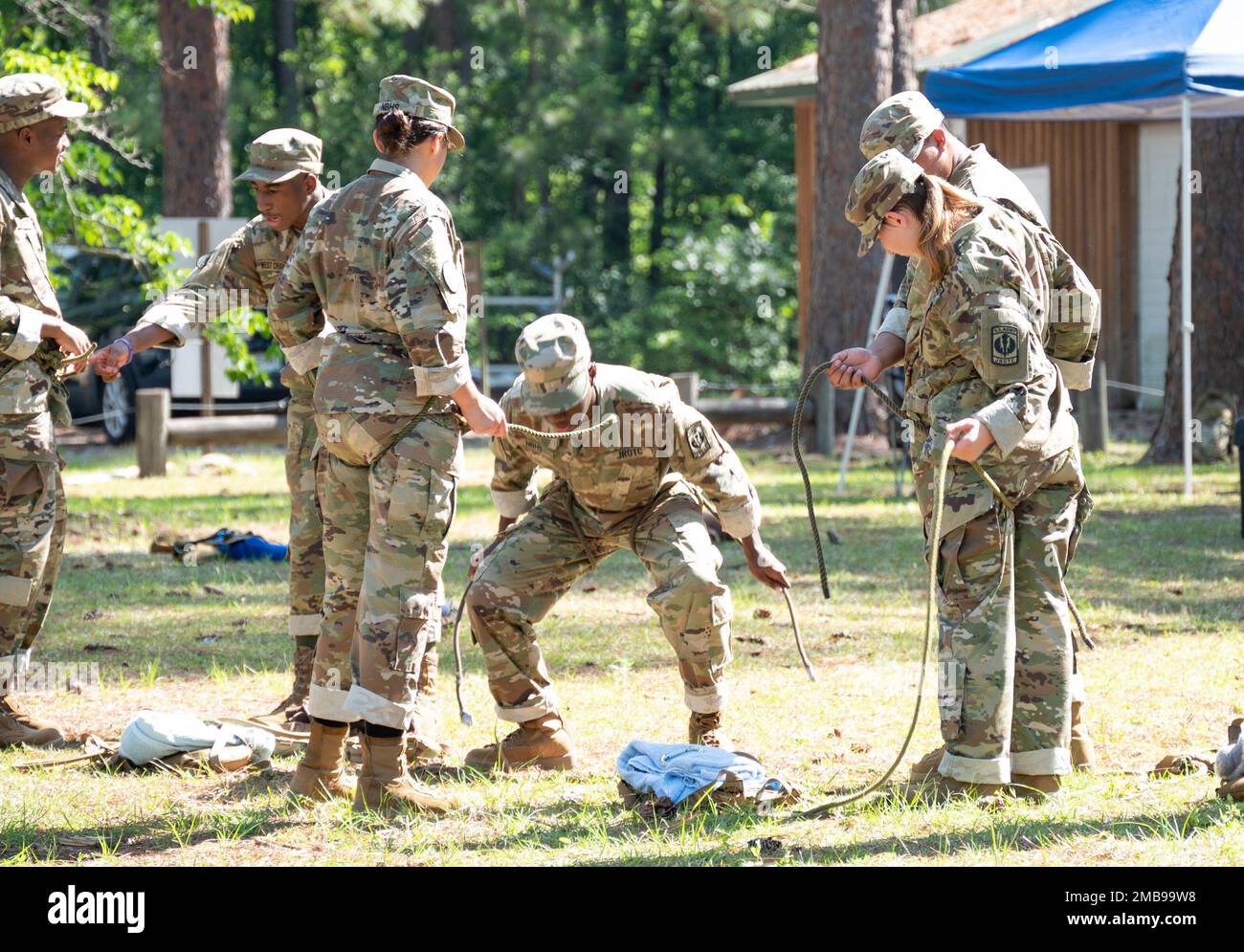 Cadet summer leadership challenge hi-res stock photography and images ...
