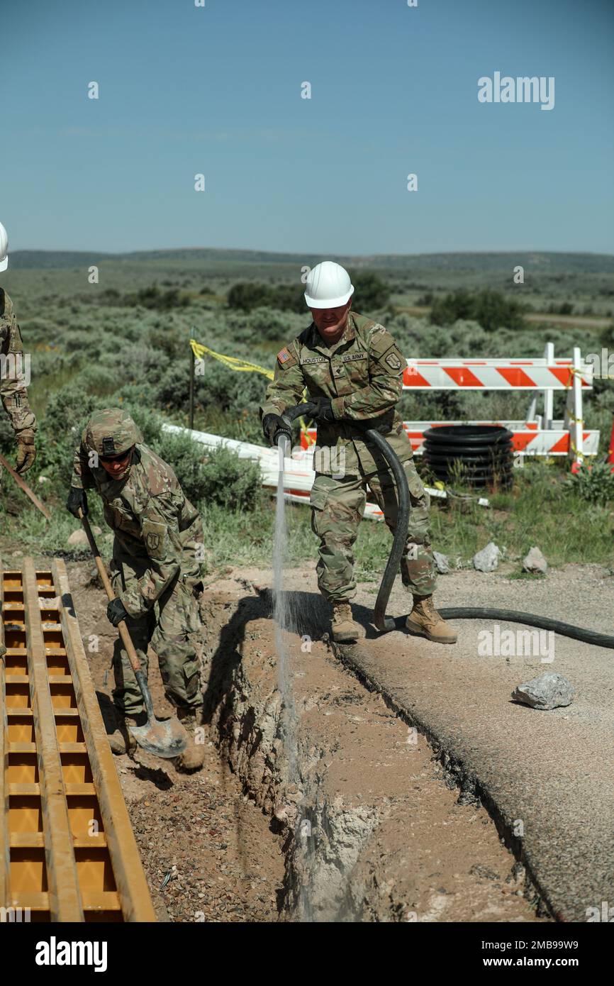 Horizontal construction engineers with the 116th Engineer Company ...