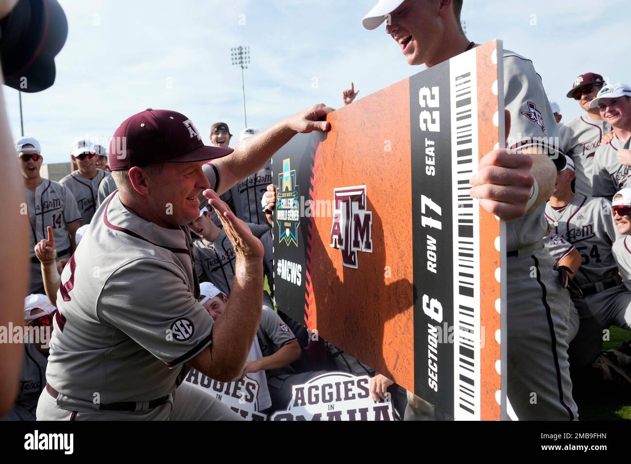 Texas A&M coach Jim Schlossnagle punches the team's ticket to Omaha ...
