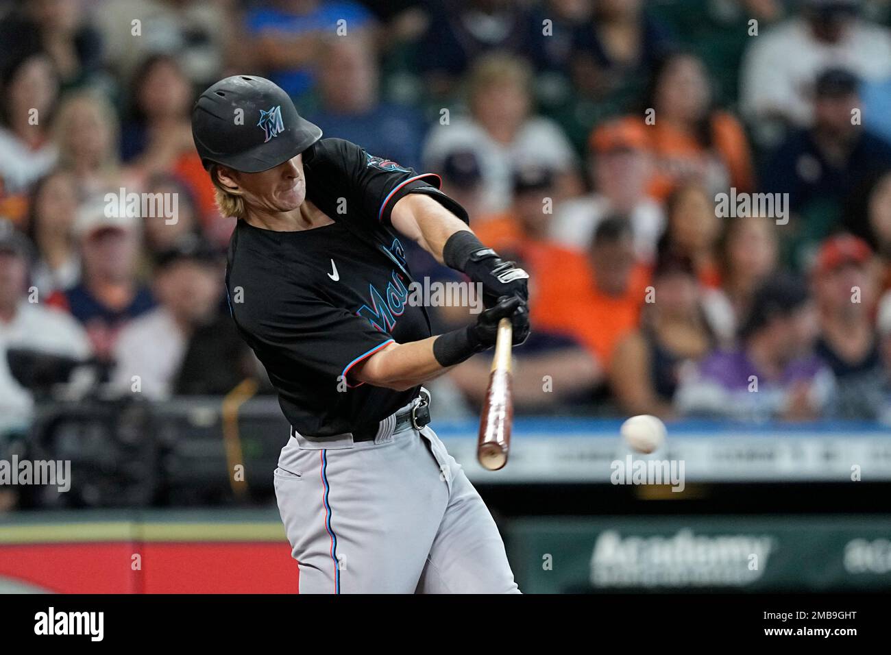 Miami Marlins' Luke Williams hits a RBI-single against the Houston ...