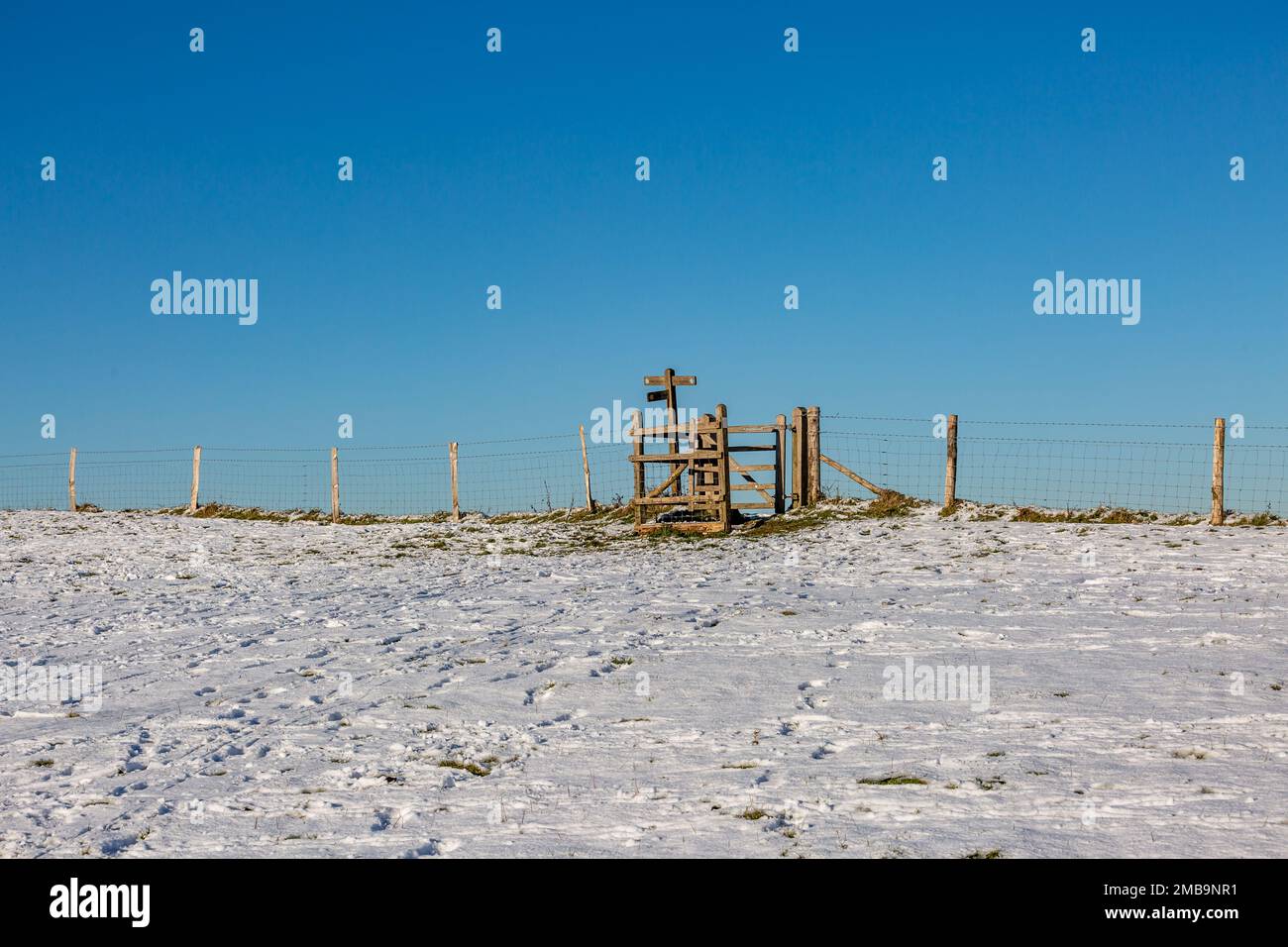 Snow on Ditchling Beacon in Sussex, with a blue sky overhead Stock ...