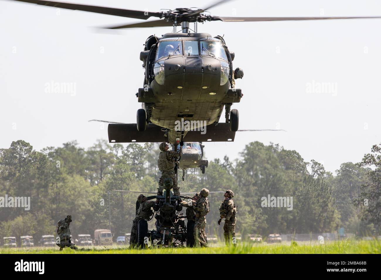 U.S. Army Soldiers with the Hunter Army Airfield-based 4th Battalion ...