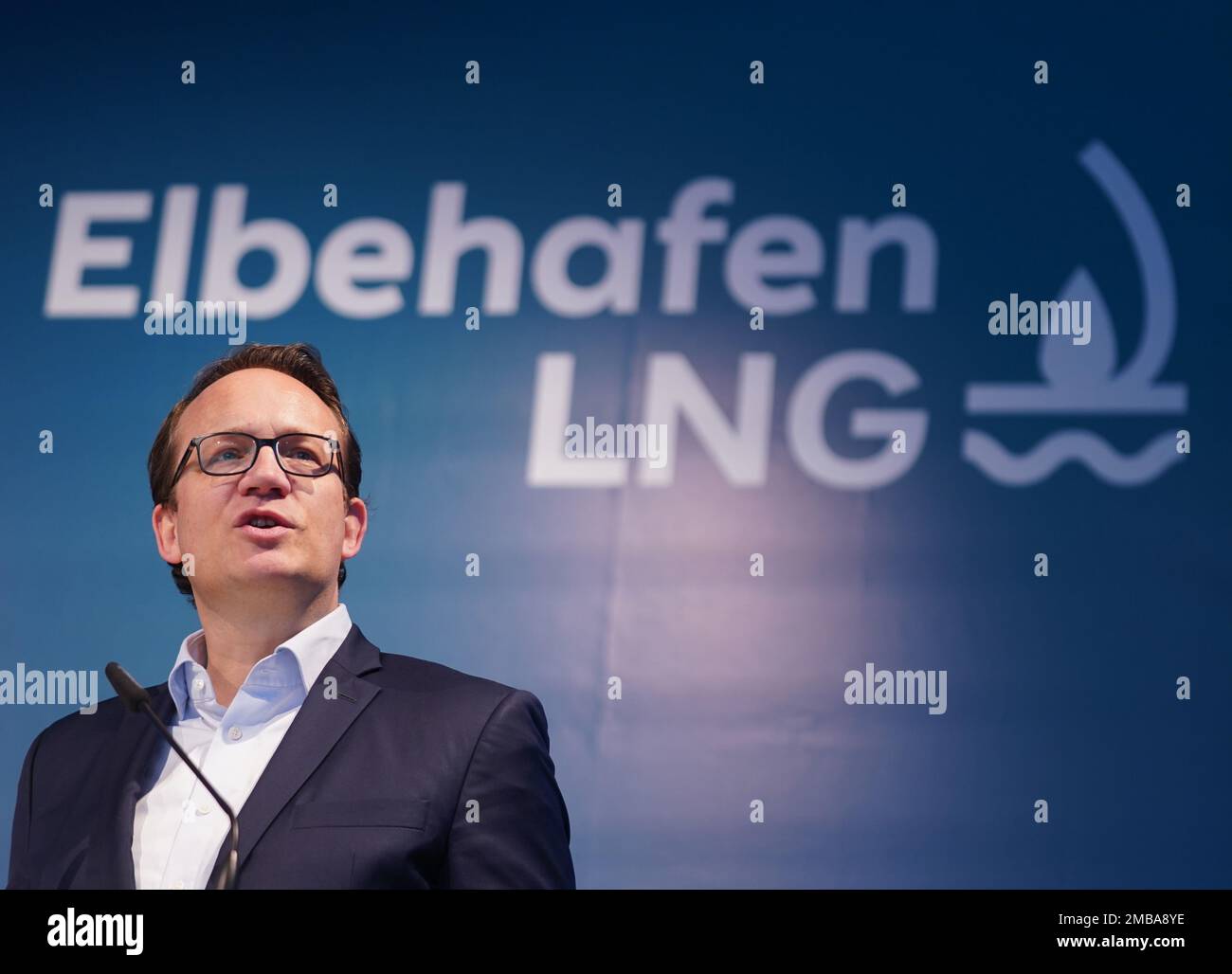 20 January 2023, Schleswig-Holstein, Brunsbüttel: Markus Krebber, CEO ...
