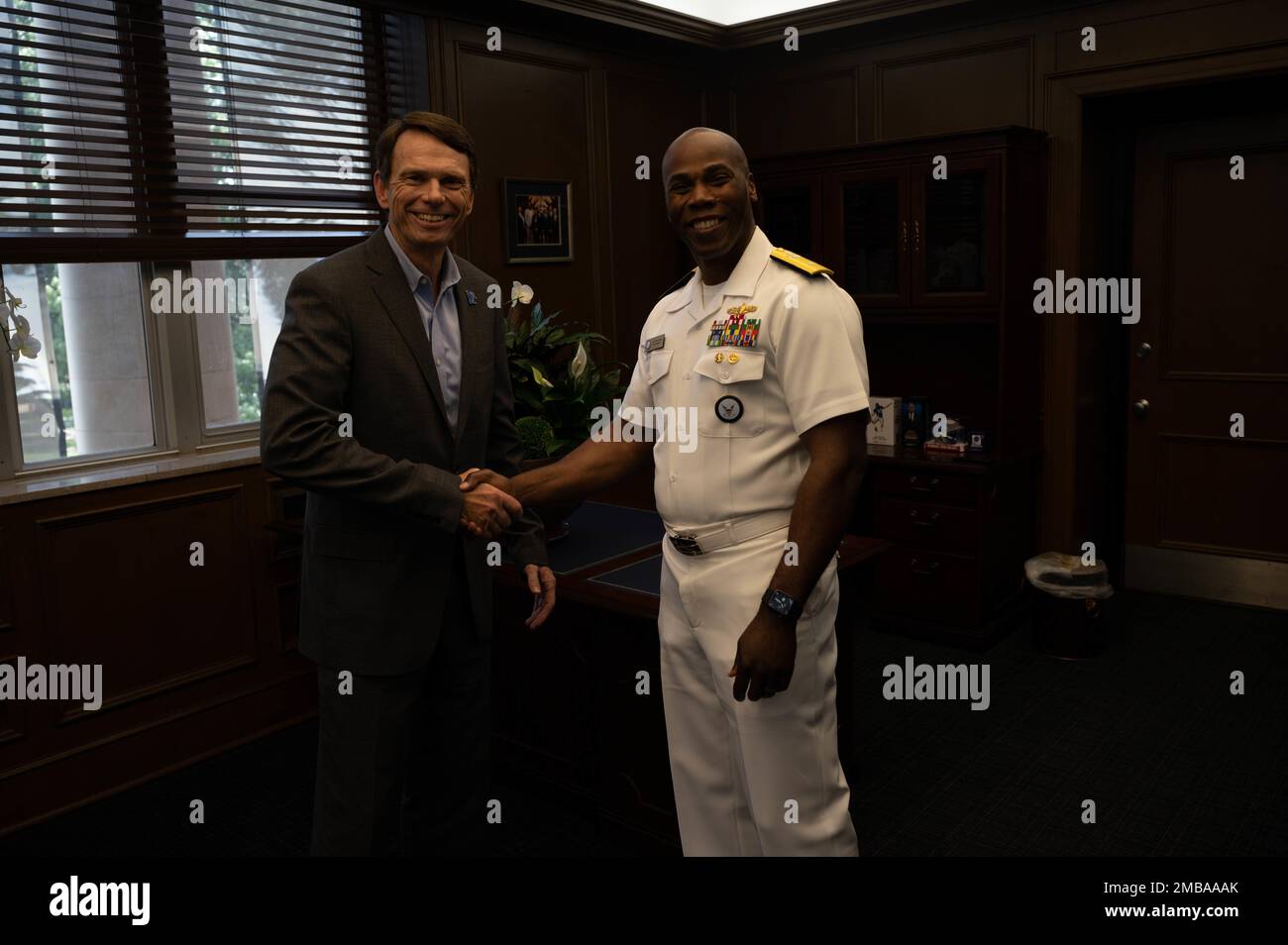 Commander navy recruiting command hi-res stock photography and images ...