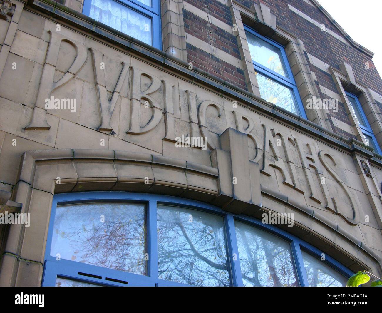 Grove lane baths hi-res stock photography and images - Alamy