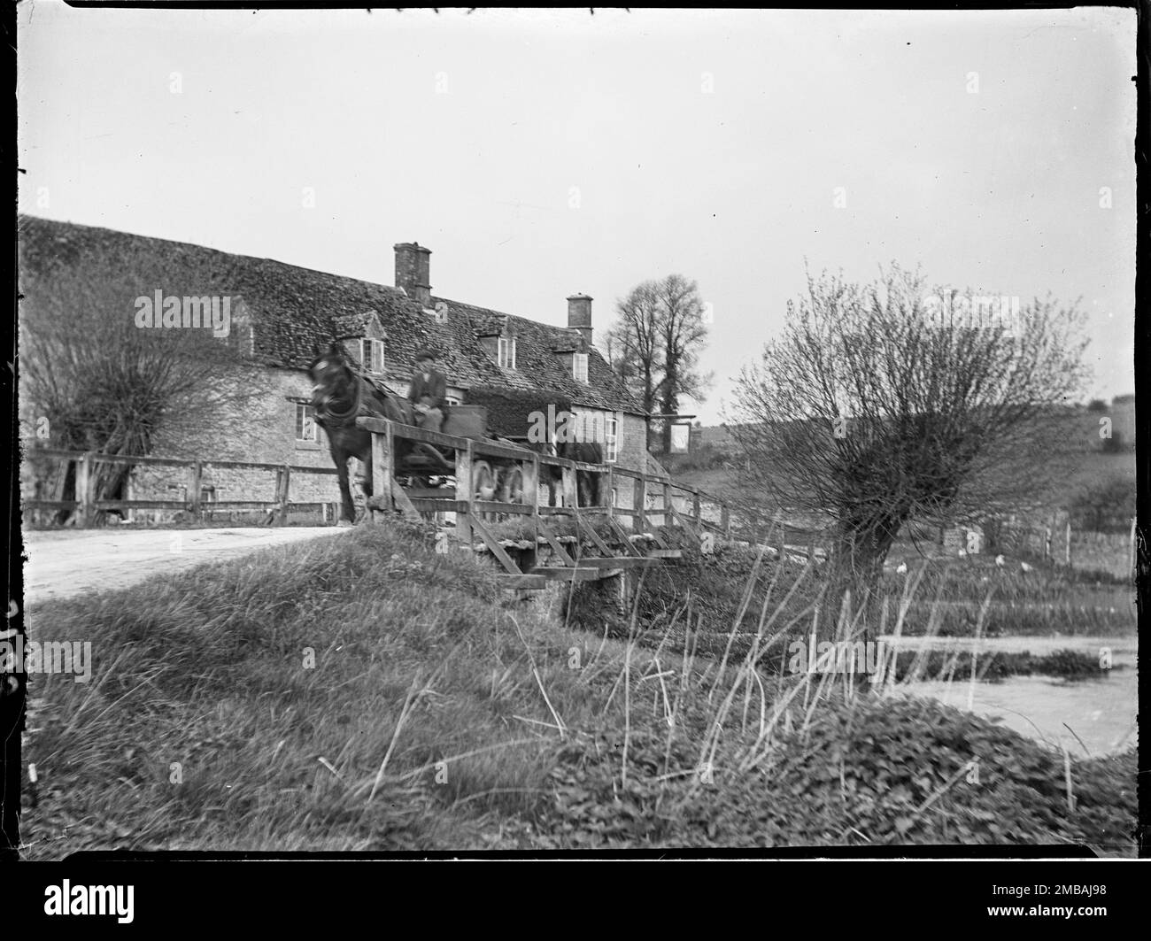 The Swan Inn, Swinbrook, Swinbrook and Widford, West Oxfordshire ...