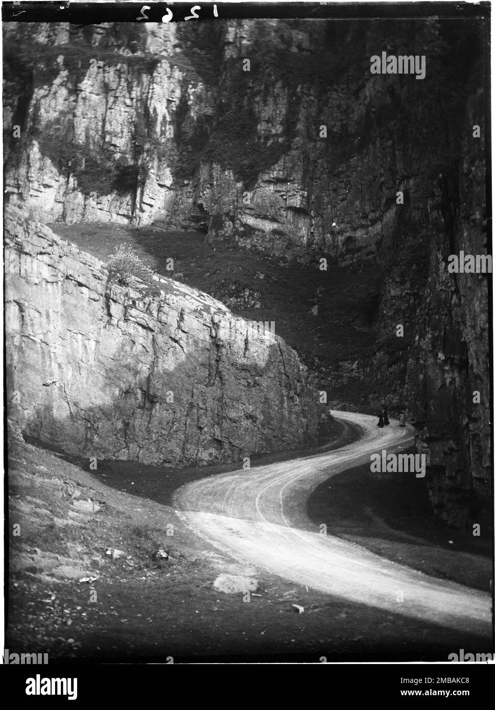 Cheddar gorge winding road hi-res stock photography and images - Alamy