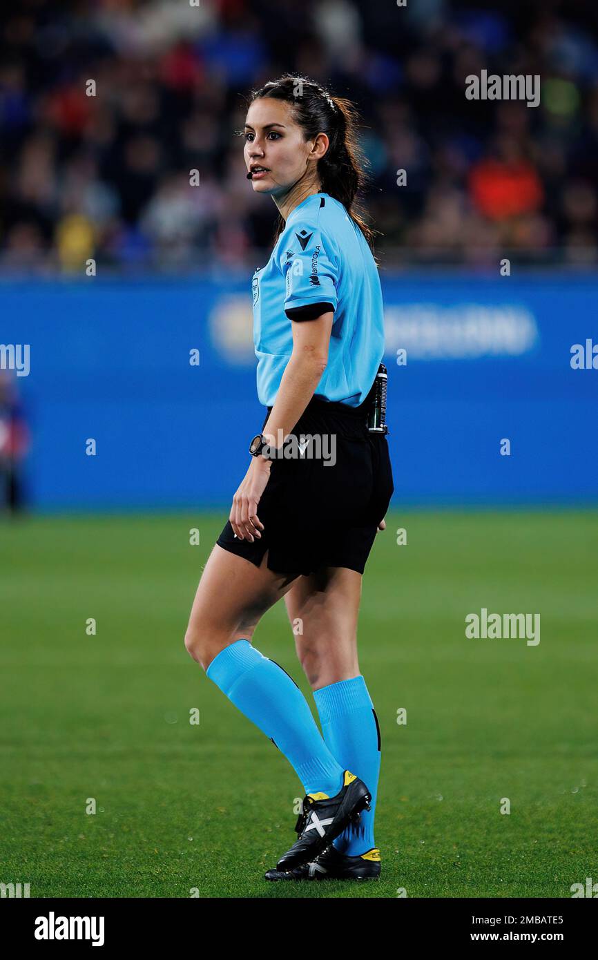 BARCELONA - JAN 7: The referee in action during the Primera Division ...