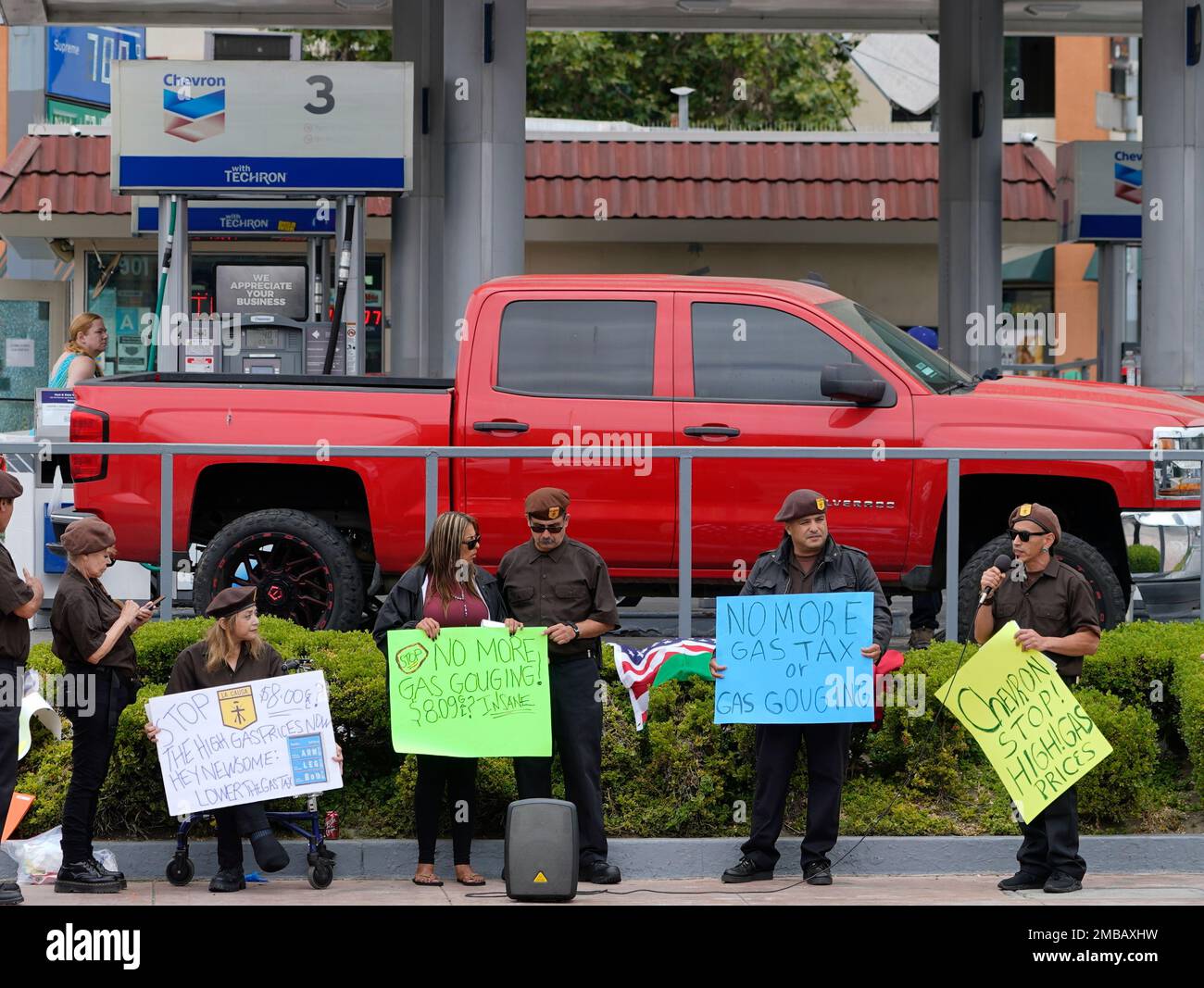 Members of the Brown Beret National Party protest high gasoline prices ...