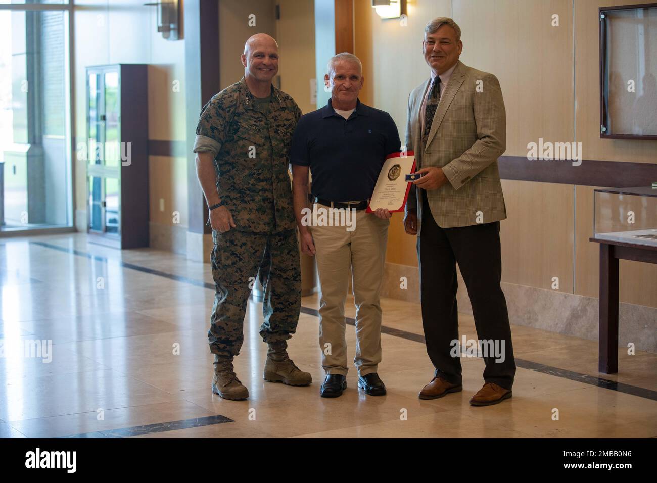 Lt. Gen David G. Bellon, left, Commander of Marine Forces Reserve and ...