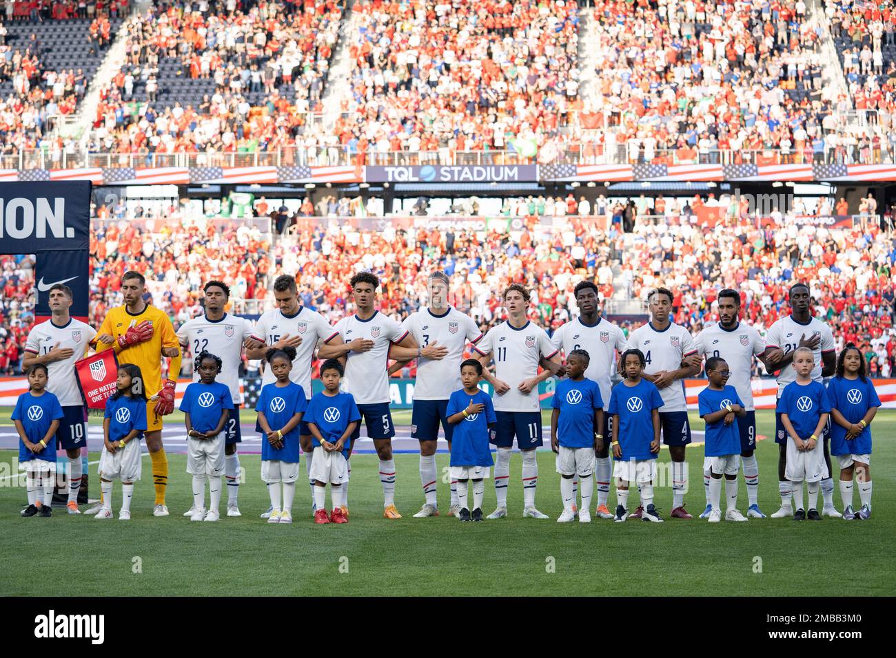 United States players stand for the national anthems prior to the first ...