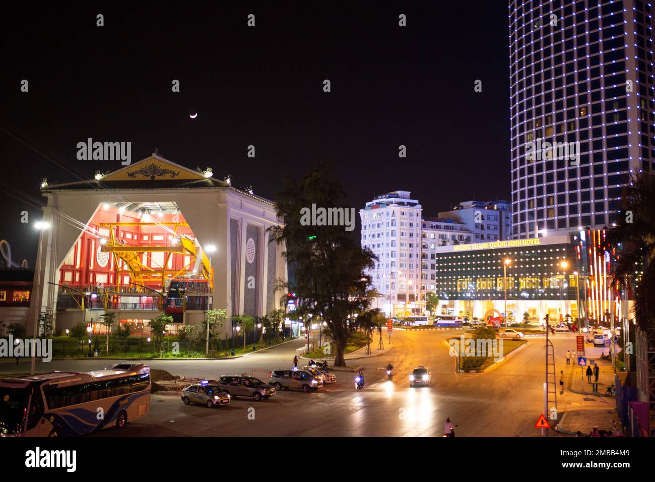 Ha long city cable car hi-res stock photography and images - Alamy
