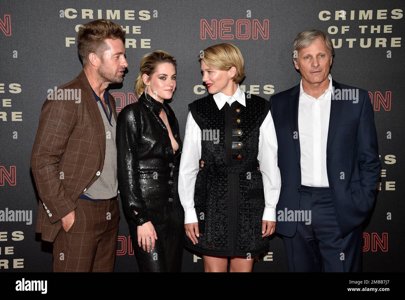 Actors Scott Speedman, left, Kristen Stewart, Lea Seydoux and Viggo ...