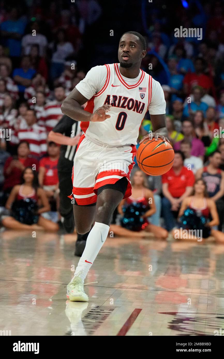 Arizona guard Courtney Ramey (0) during the first half of an NCAA ...