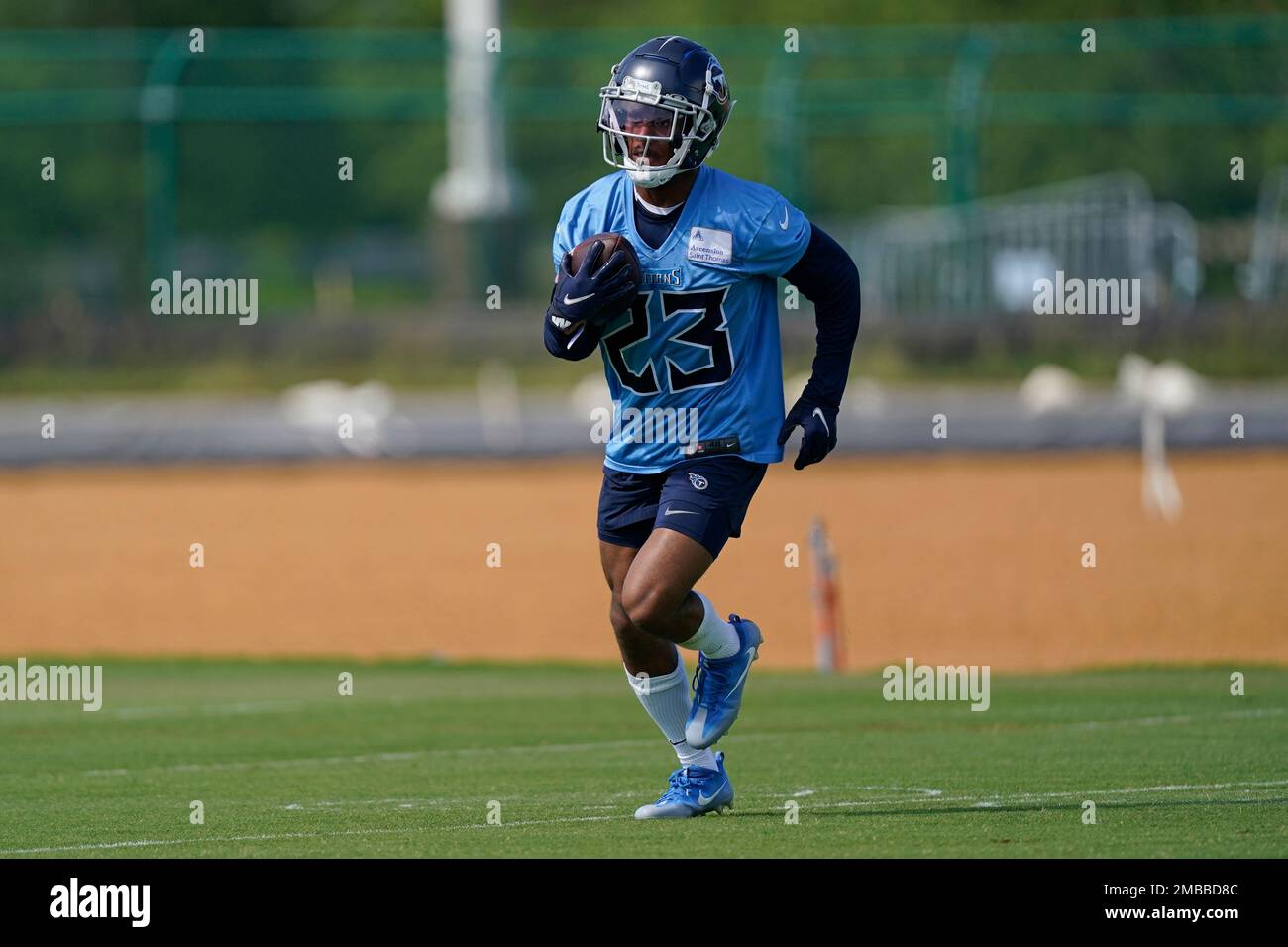 Tennessee Titans cornerback Tre Avery takes part in a drill at the NFL ...
