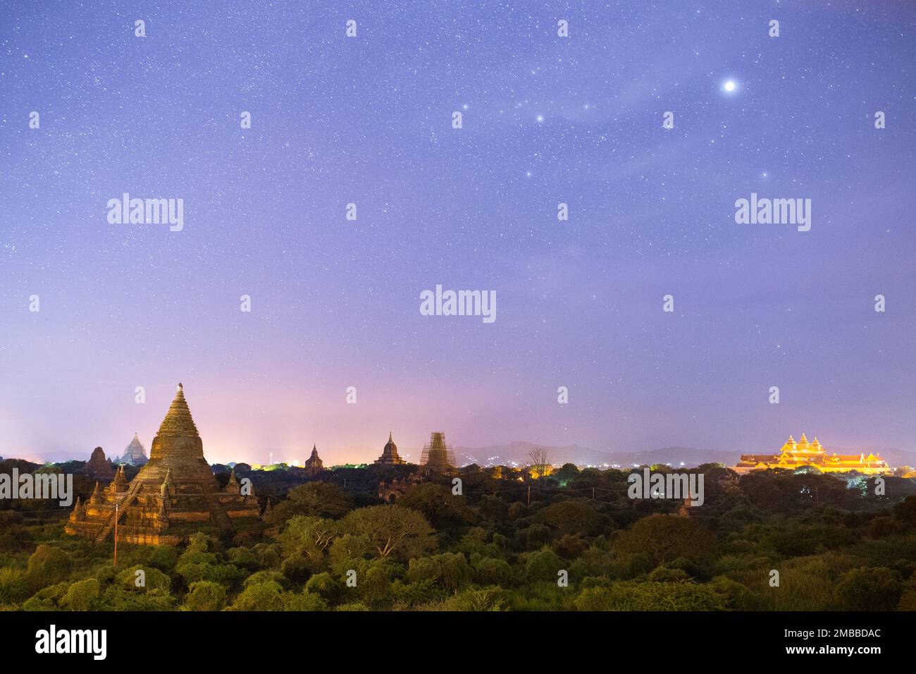 Old Bagan ( Bagan ပုဂံ ) Myanmar Night Sky Over Pagodas in Bagan ...