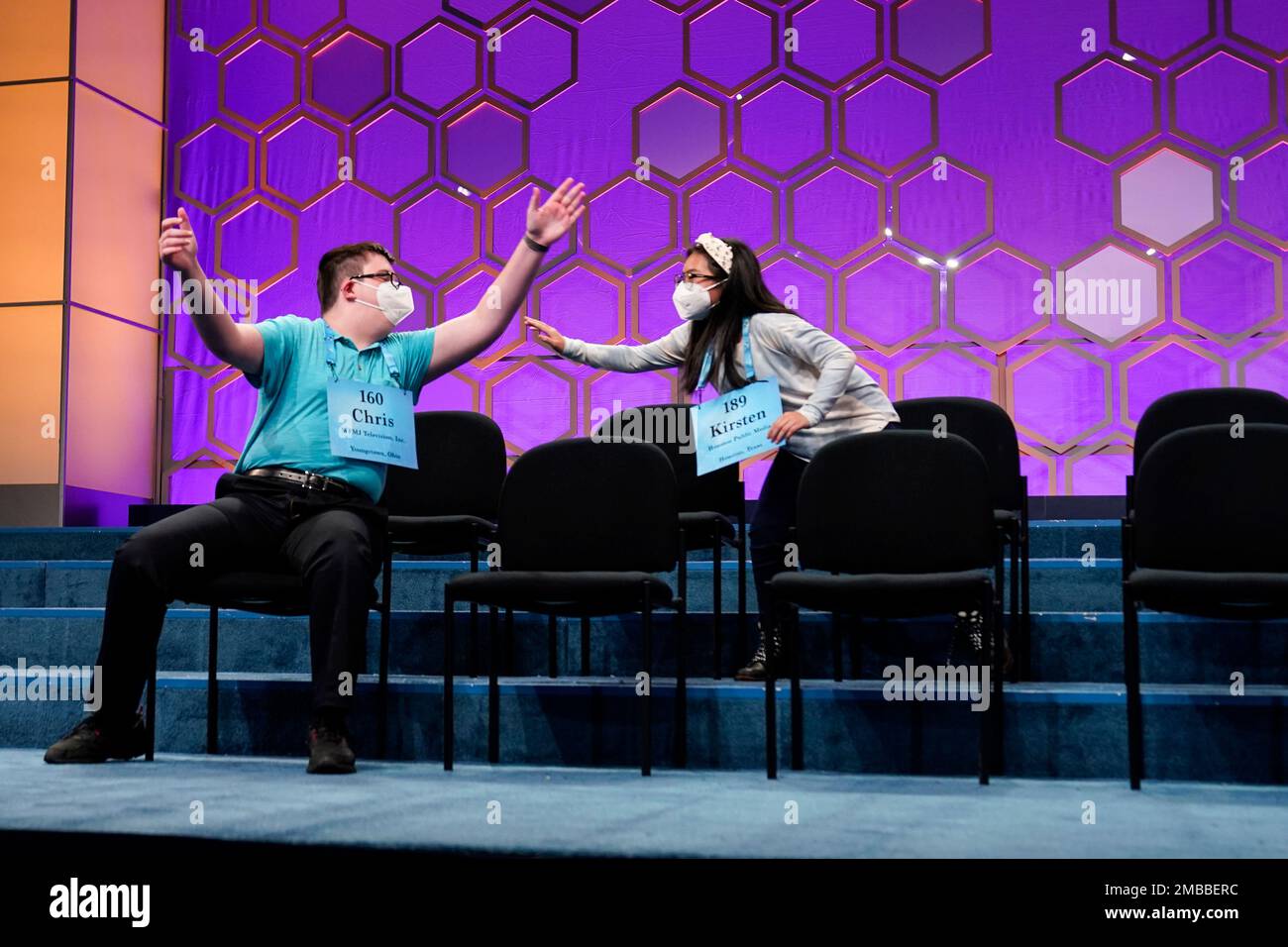 Chris Dominick, 14, from Struthers, Ohio, left, and Kirsten Tiffany ...