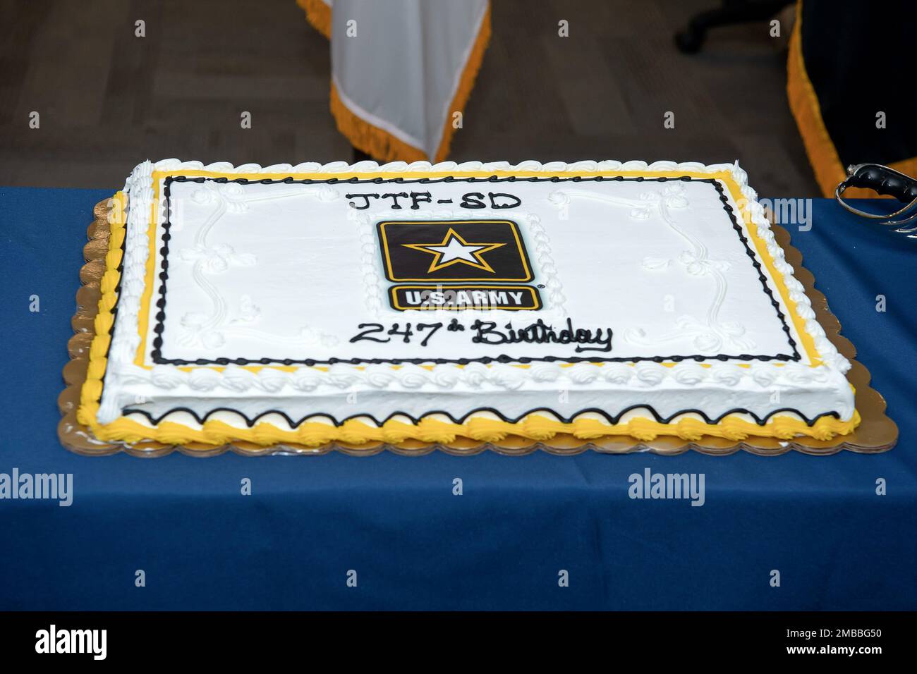 Army Logo Cake