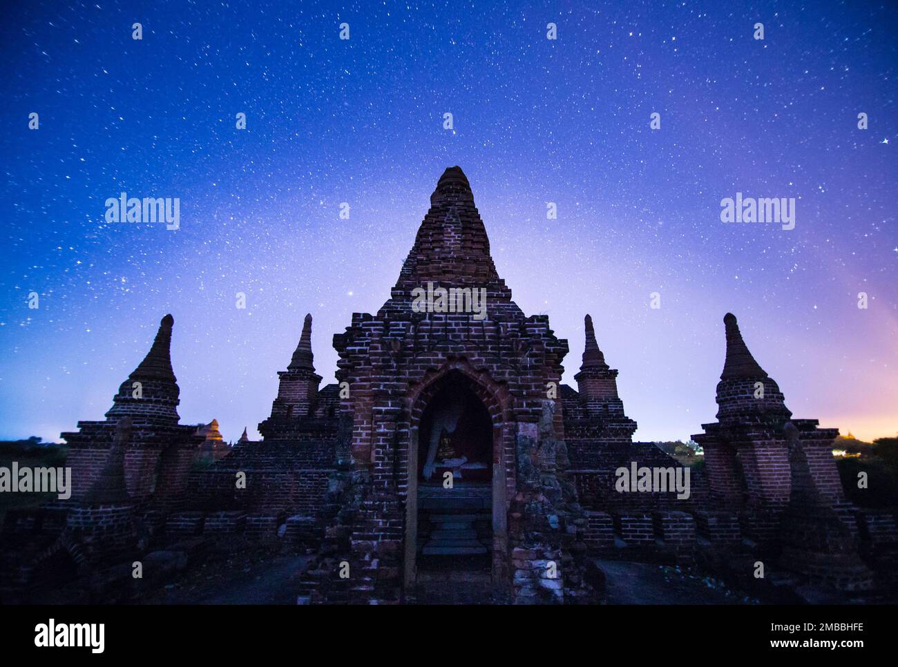 Old bagan myanmar hi-res stock photography and images - Alamy