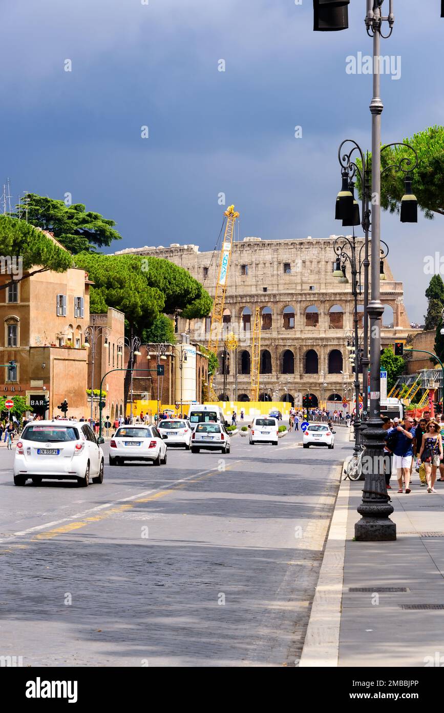 Rome, Italy - June 10, 2016: Busy street filled with pedestrians in ...