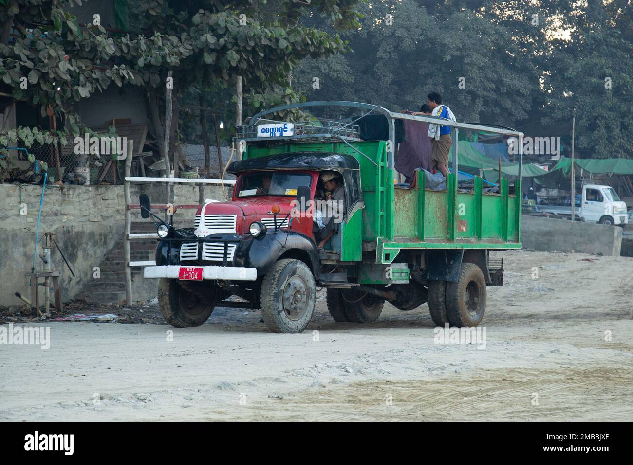 Burma myanmar truck vehicle hi-res stock photography and images - Alamy