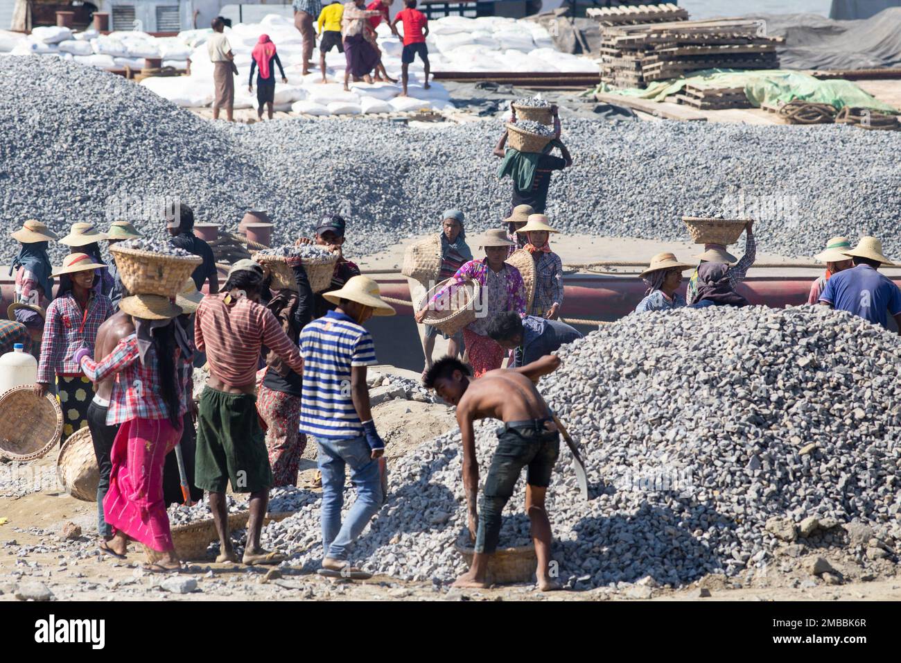 Hard labor hi-res stock photography and images - Alamy