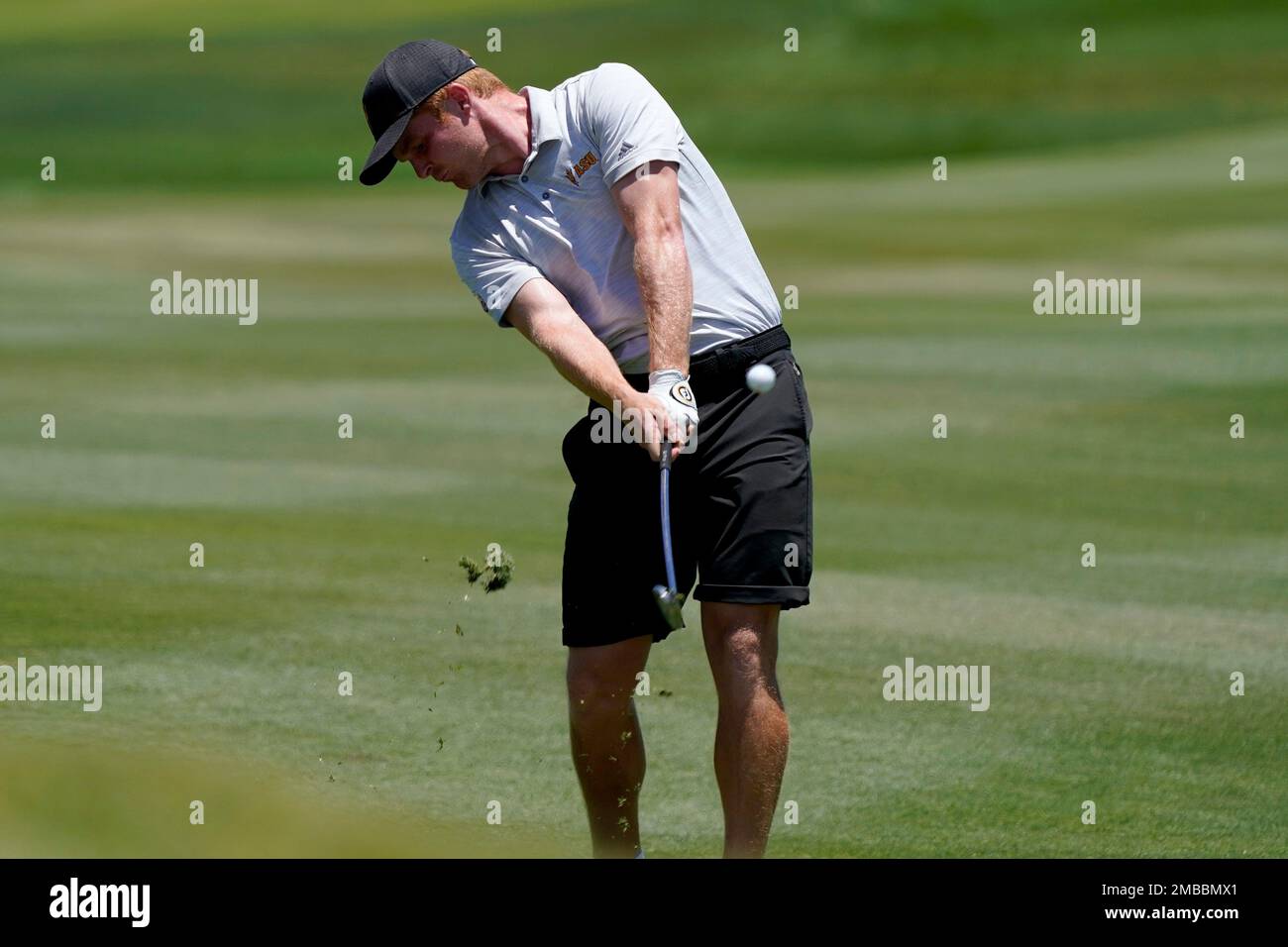 Arizona State golfer Mason Andersen hits from the first fairway during ...