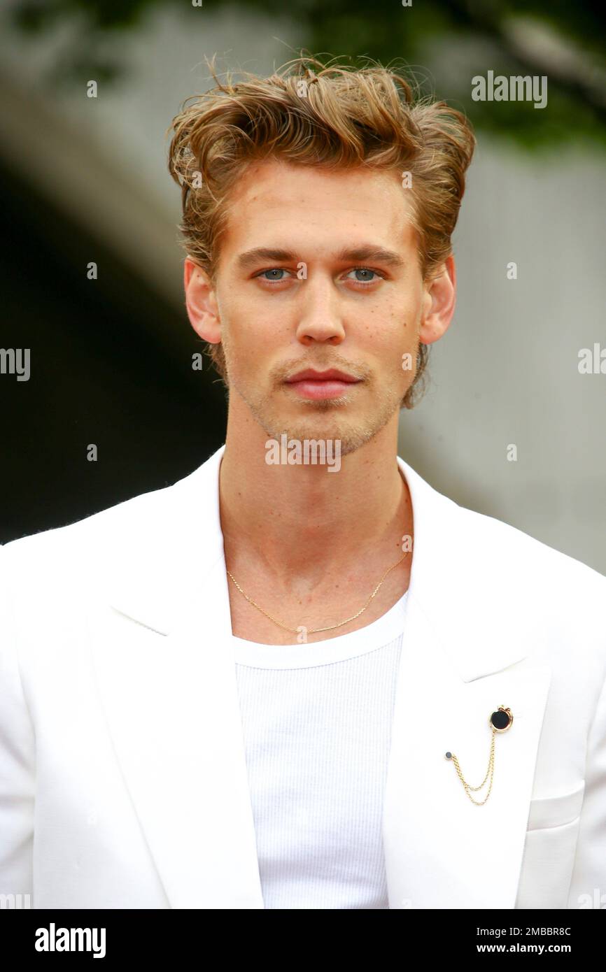 Austin Butler poses for photographers upon arrival for the premiere of ...