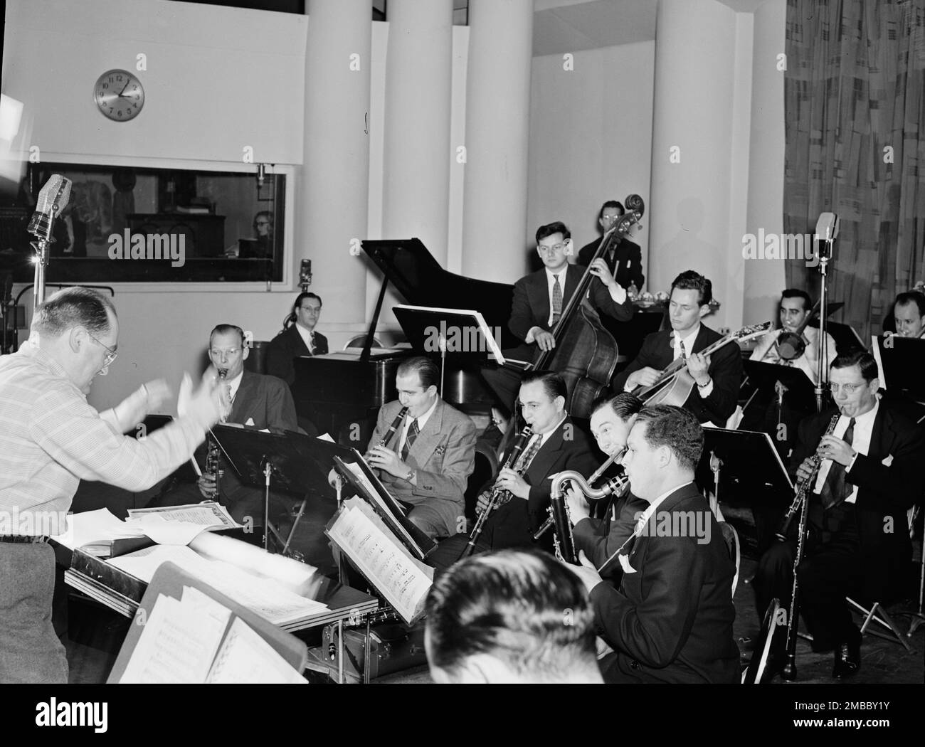 Jerry gray hi-res stock photography and images - Alamy