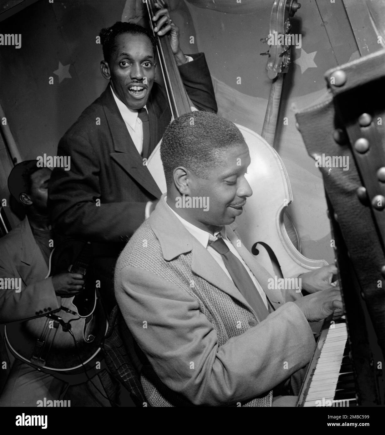 Portrait of Jimmy Jones, John (O.) Levy, and Al Casey(?), Pied Piper ...