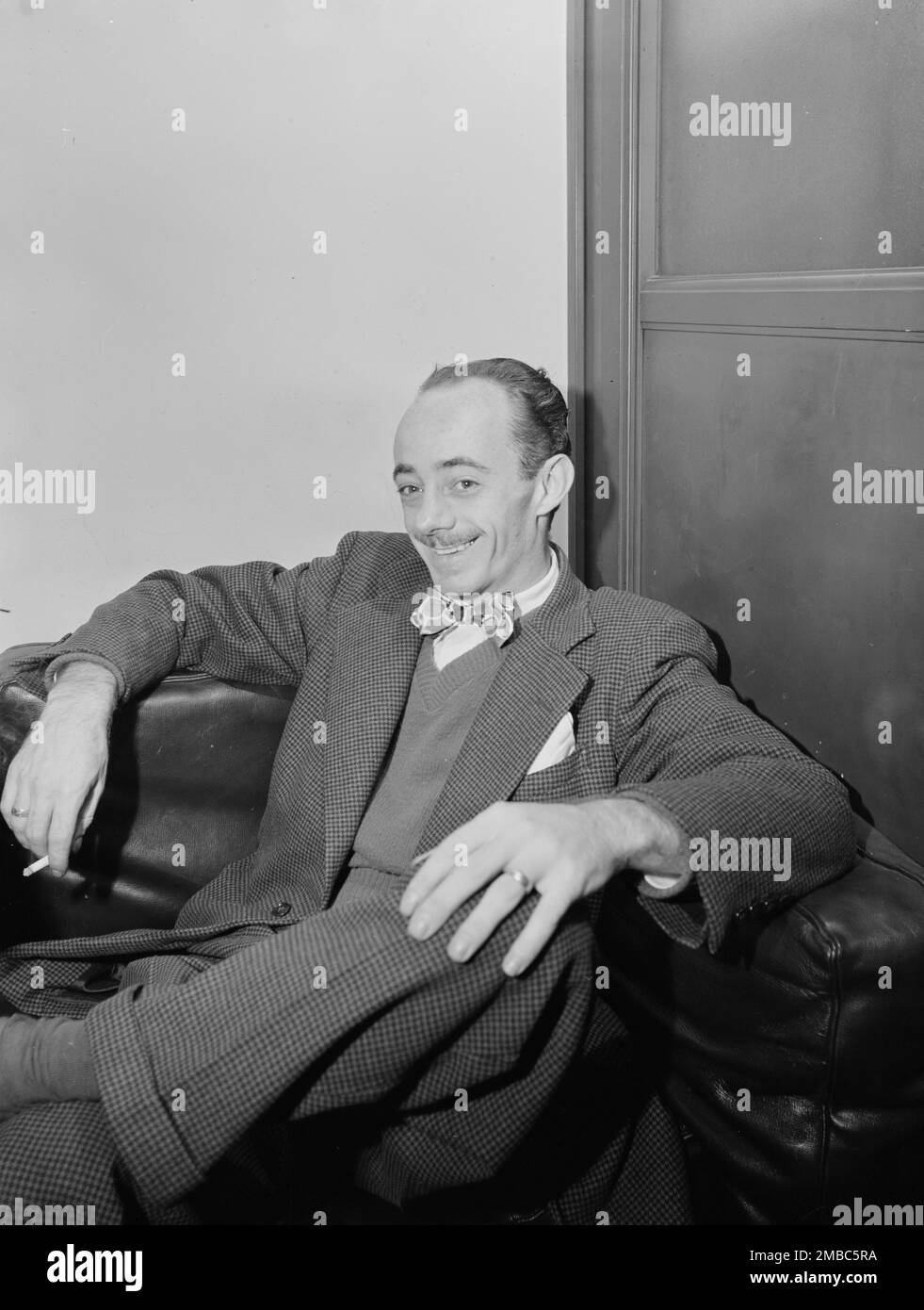 Bill lambert hi-res stock photography and images - Alamy