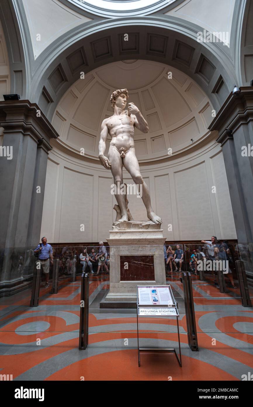 Il David Florence Italy Italian Art Experts Astonished By David Statue