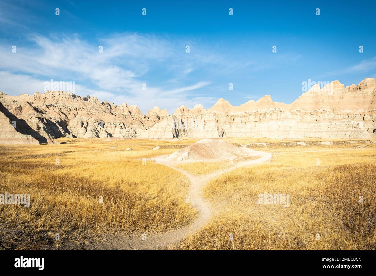 A scene from Badlands National Park in South Dakota Stock Photo - Alamy