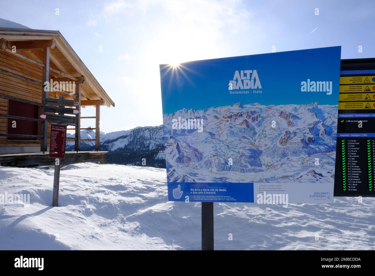 Sunny winter day on ski hi-res stock photography and images - Alamy