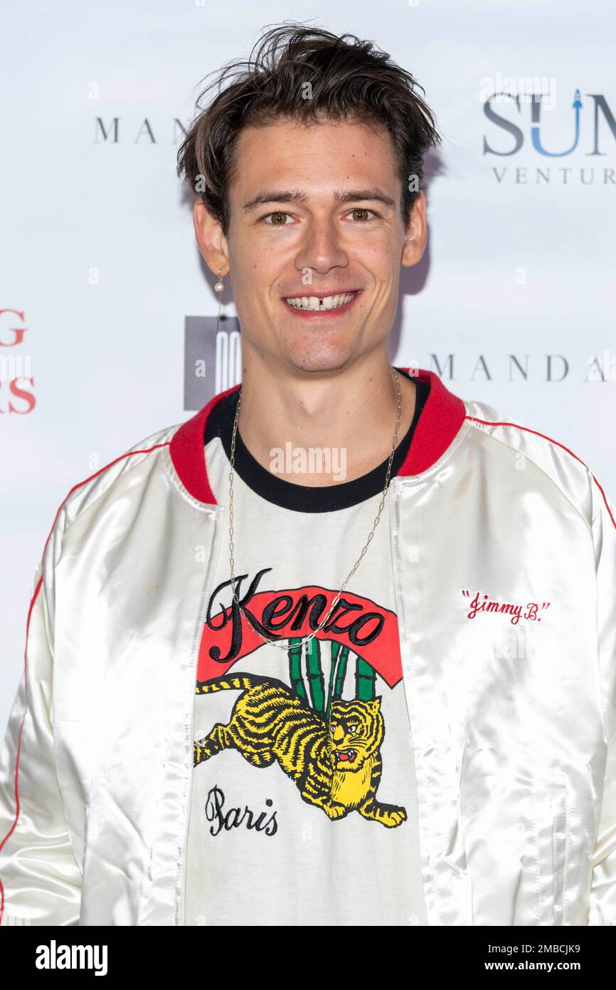 Jiaoying summers birthday roast hi-res stock photography and images - Alamy