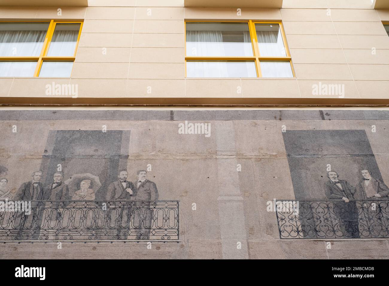 Mural histórico cultural del Liceo Artístico y Literario de La Habana ...