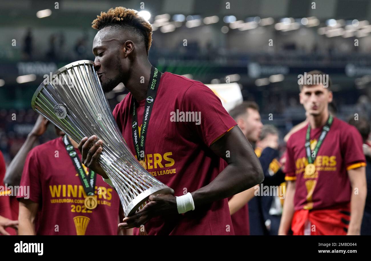 Roma's Tammy Abraham kisses the Europa Conference League trophy at the ...