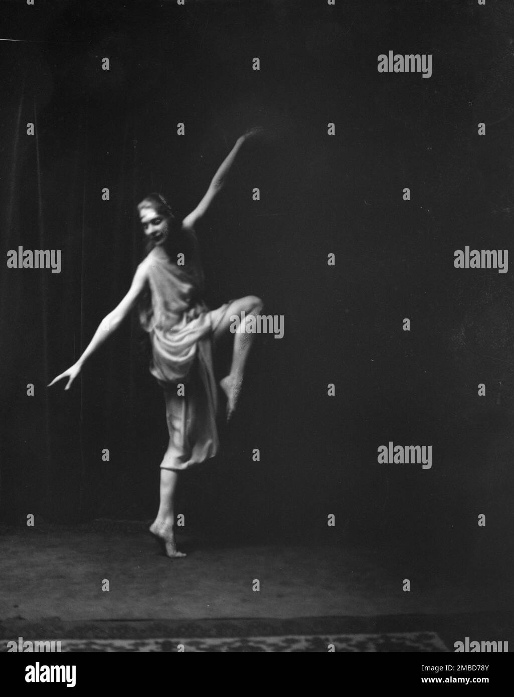 Helen lyons hi-res stock photography and images - Alamy