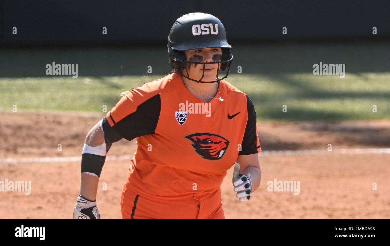 Oregon State's Kaylah Nelsen plays in an NCAA softball game against ...