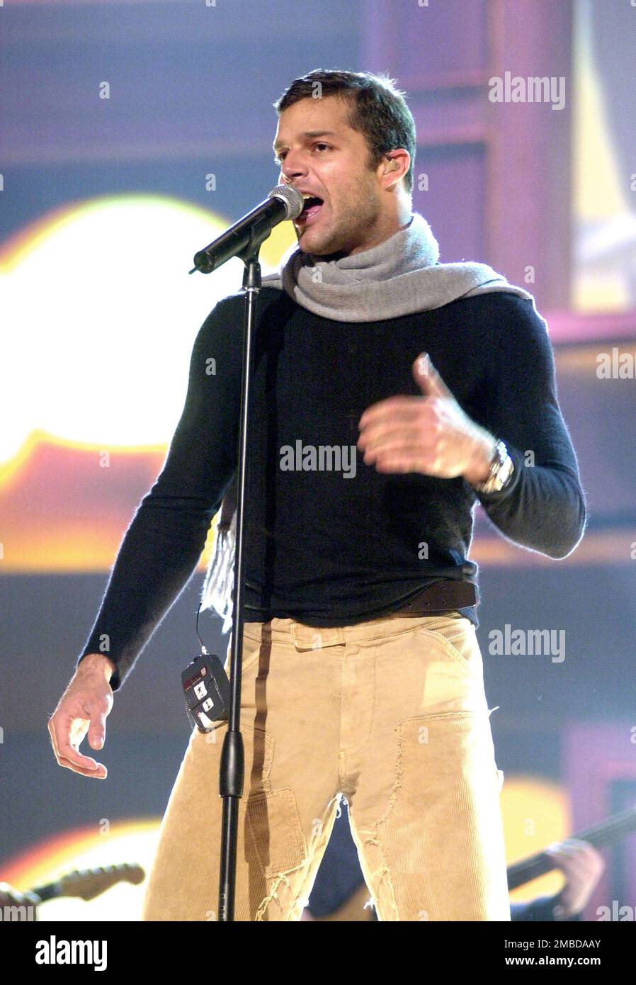 Ricky martin 2001 hi-res stock photography and images - Alamy