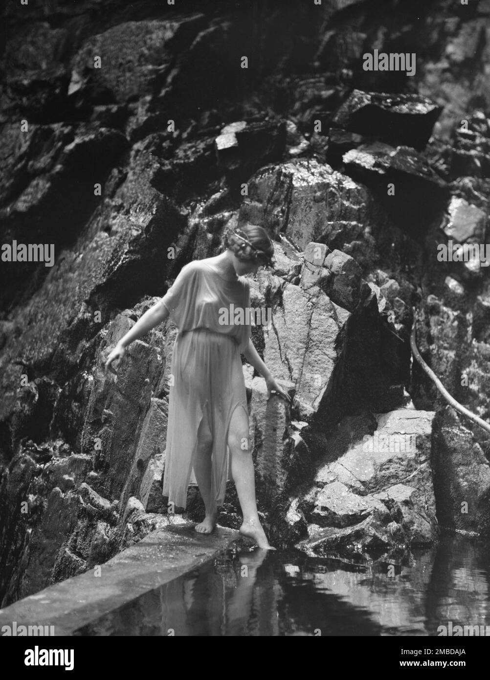 Tonetti, Miss, at Sneding's Landing, 1921 June 7 Stock Photo - Alamy