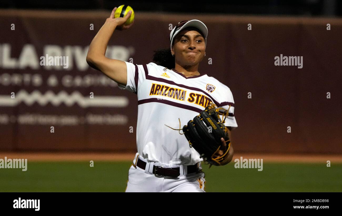 Arizona State first baseman Cydney Sanders (1) during an NCAA softball ...