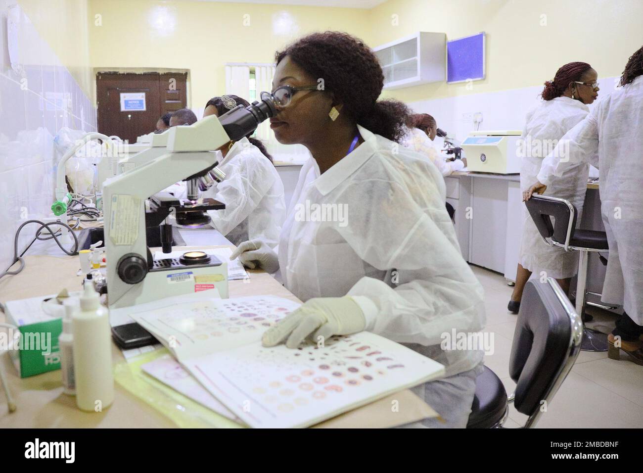 Malaria microscopy training in Nigeria. WRAIR’s partners in Nigeria ...